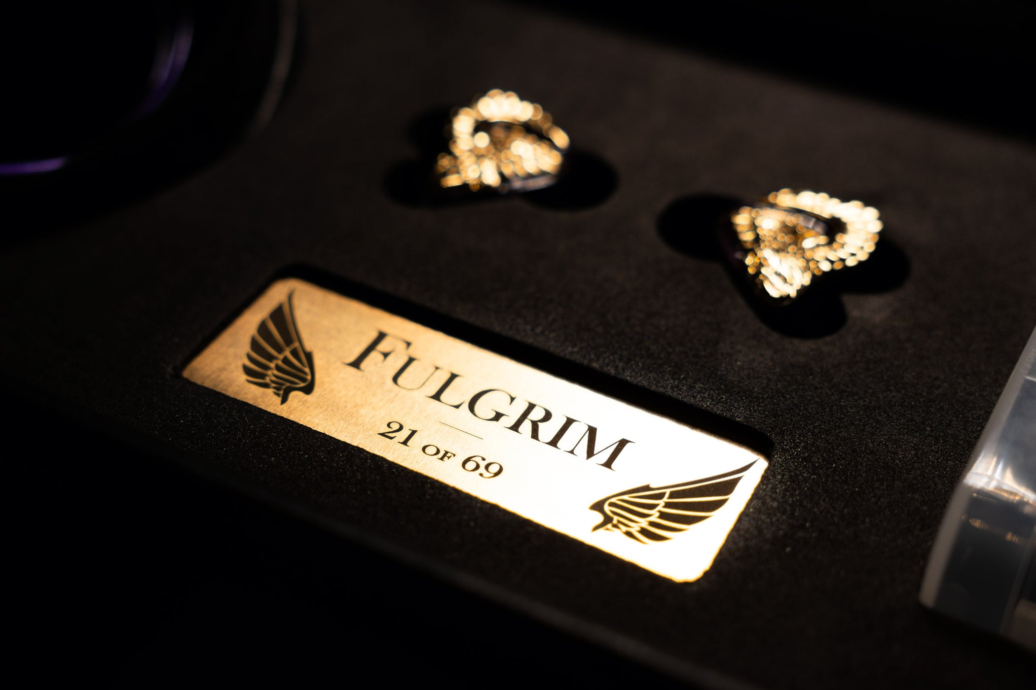 Alpha&Omega Fulgrim (Like New) — MusicTeck